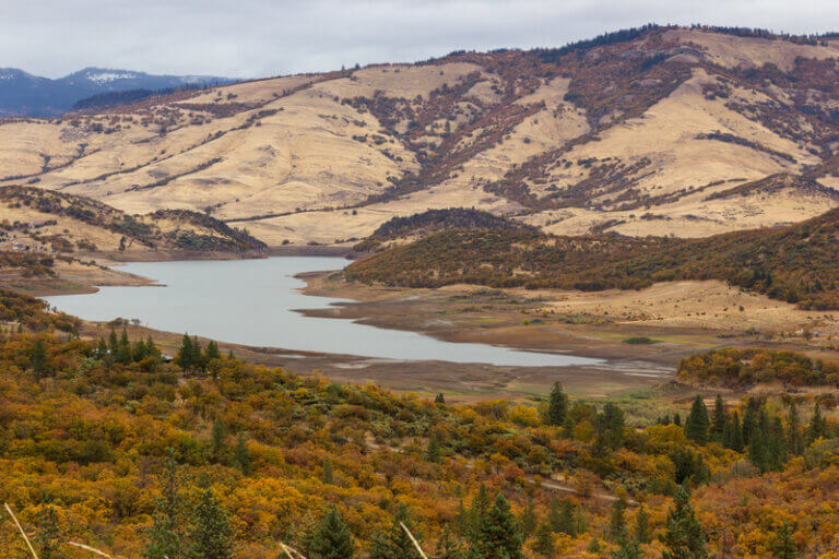 12 Incredible Recreational Lakes near Medford, OR – Wild