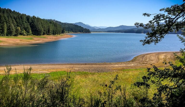 11 Gorgeous and Fun Recreational Lakes near Eugene, OR – Wild